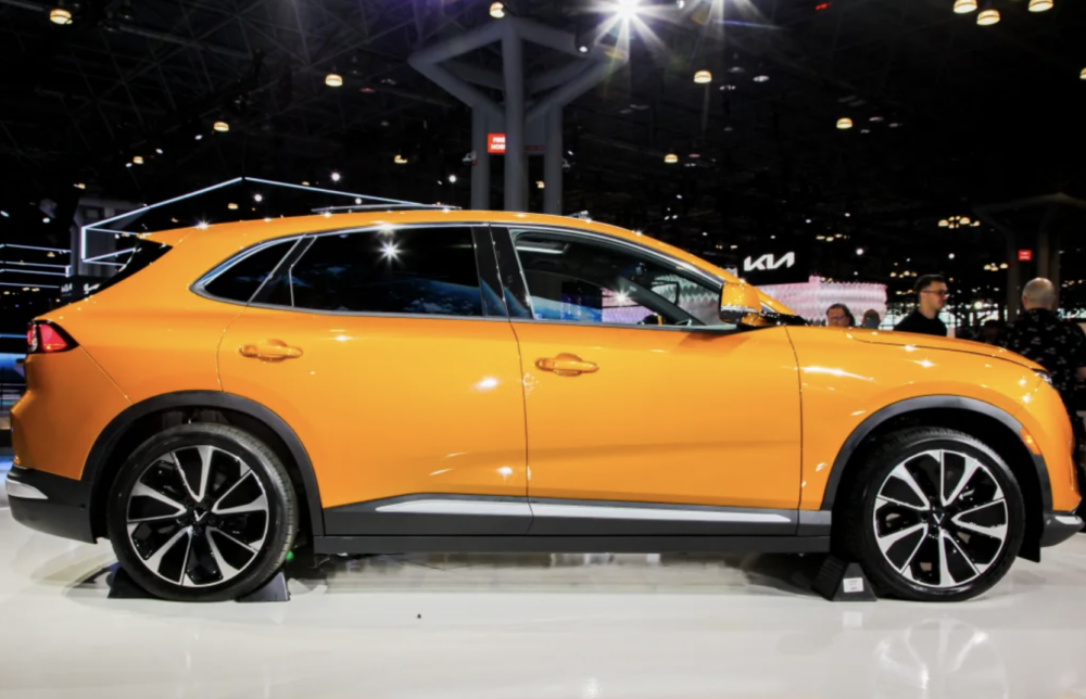 越EVのビンファストと丸紅、EV用電池の二次利用で協力に合意 | AAiT | AAiT