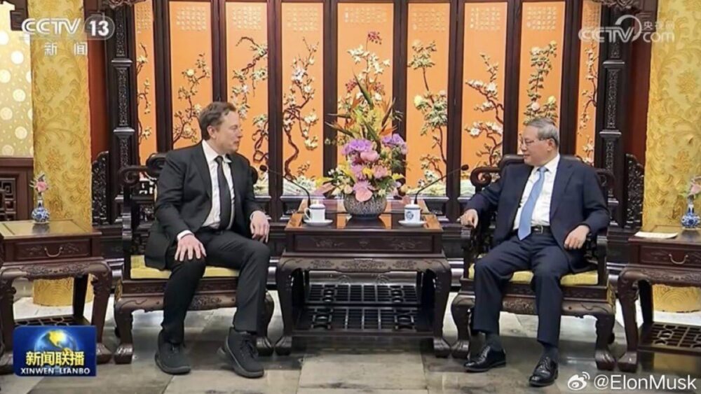 テスラのマスクCEO訪中、FSD導入の布石か | AAiT