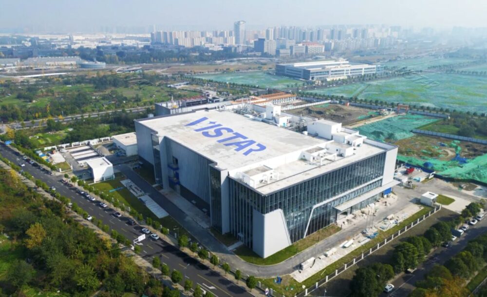 成都辰顕光、中国初のTFT方式マイクロLED量産工場がラインオフ | AAiT | AAiT